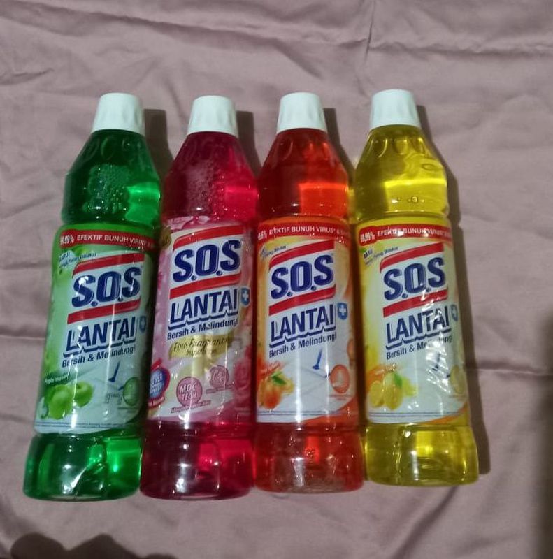 SOS pembersih lantai