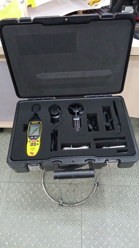 Krisbow ENVIROMENT METER 5 IN 1 Digital Sound Level Meter