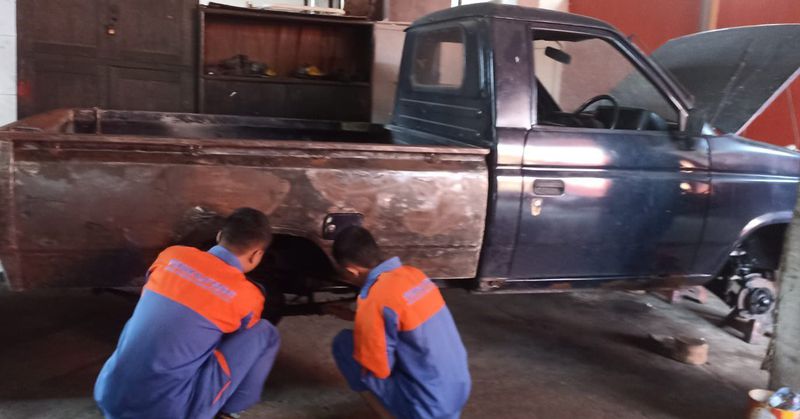 Perbaikan rem mobil pick up isuzu panther