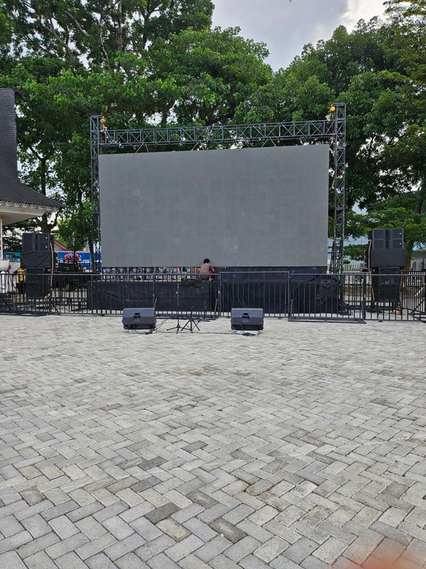 Sewa Vidiotron/LED Display-Indoor dan Outdoor