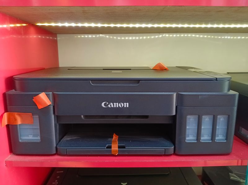 CANON G2010