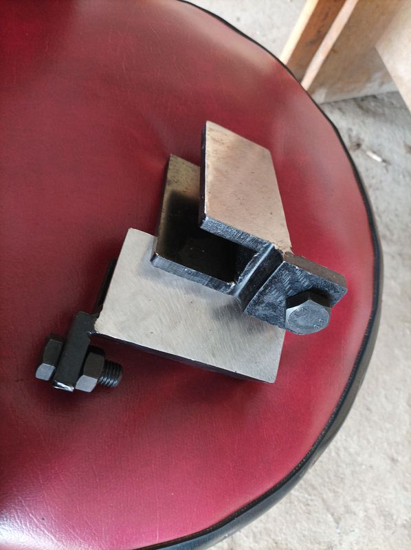 Guide Rail Motor Grader MG 330