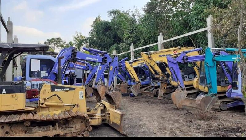 excavator, bulldozer, dumptruck, vibro roller, mobile crane, towing ...
