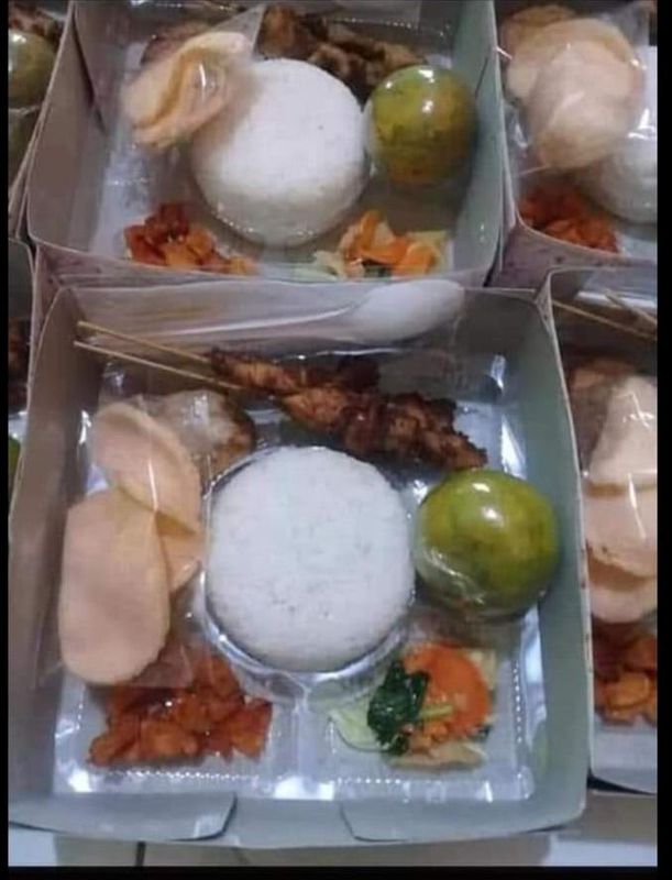 Paket Nasi Box + Snack Box dan Minum
