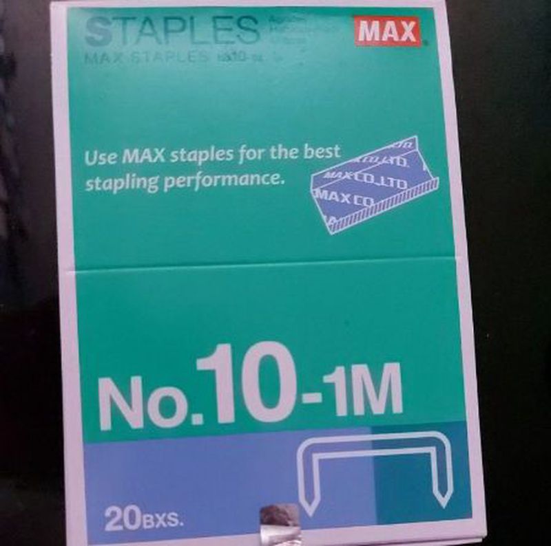 Isi staples kecil