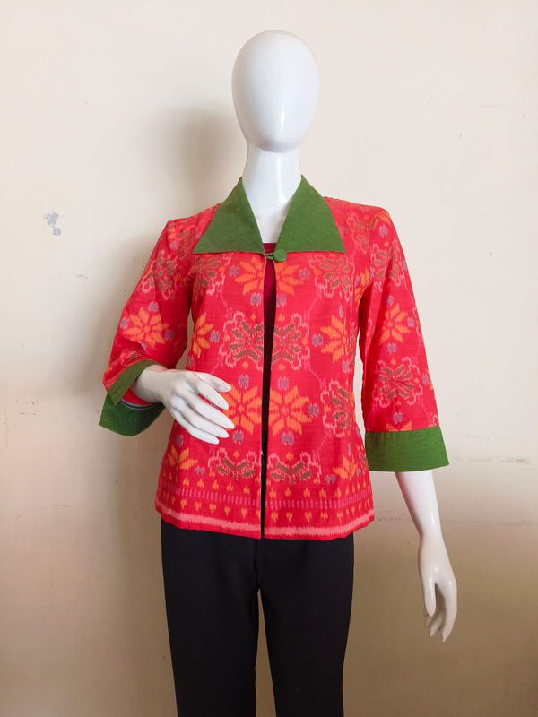 OutStar Blazer Rany Endek Bali Blazer Wanita Pendek Kerah Etnik Bali ...