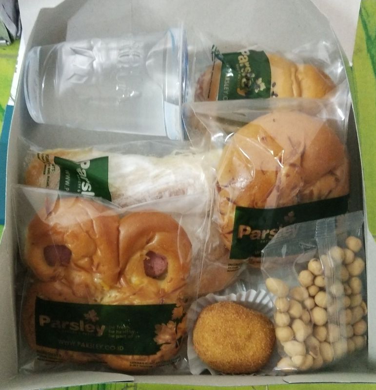 PAKET SNACK BOX 12