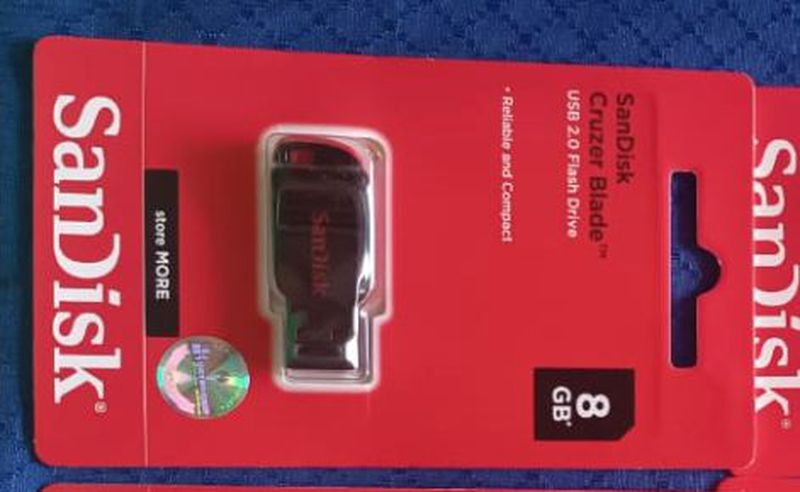Flashdisk sandisk 8gb