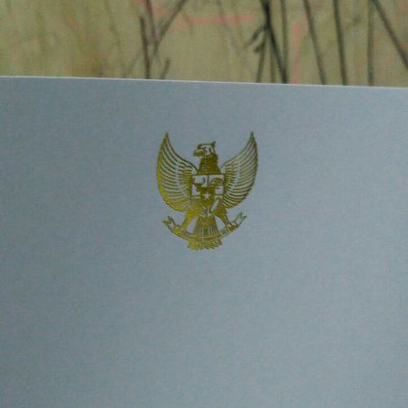 Kertas Garuda Emas