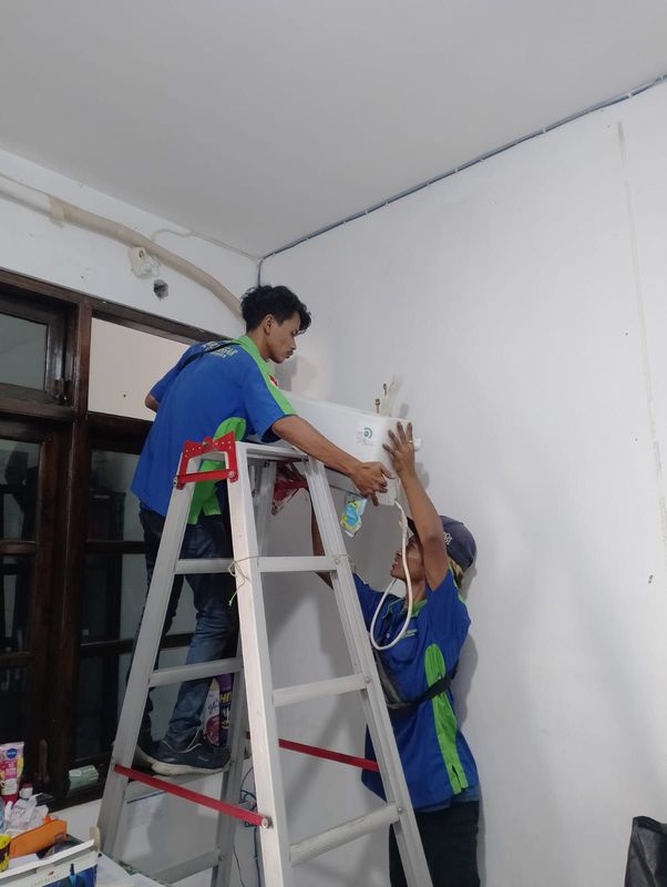 Jasa Bongkar Pasang Indoor/ Outdoor, AC Split 0,5 - 1 PK