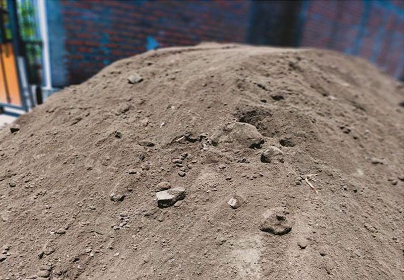 Tanah Urug / Pasir Urug