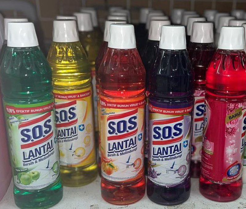 SOS Floor Cleaner ( Pembersih Lantai ) Botol 800 ML