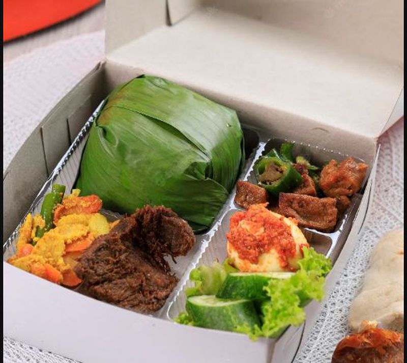 Nasi box daging sapi