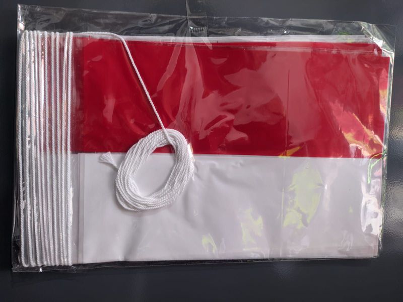 BENDERA MERAH PUTIH PLASTIK