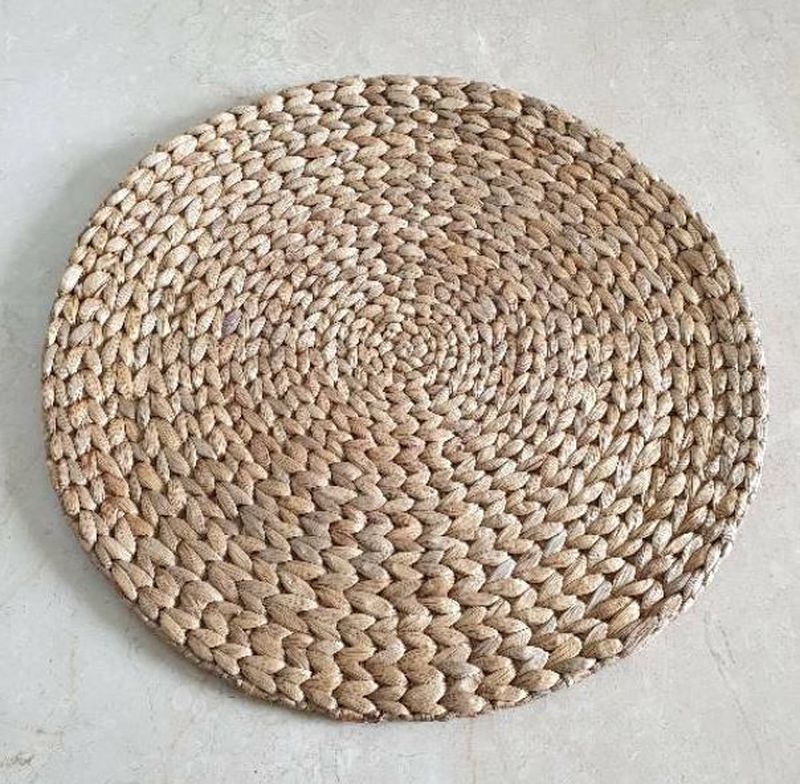 TAPLAK ROTAN BULAT 30 CM