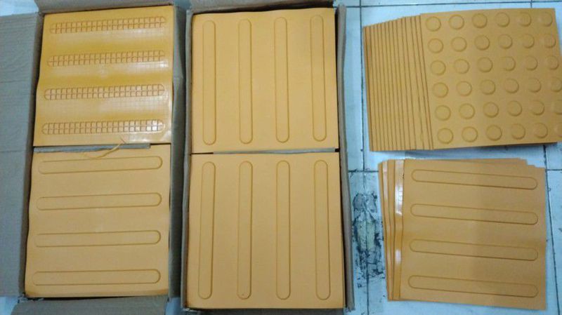 Paving Block/ Guiding Block Rubber Blind Road Karet Pemandu Tuna Netra ...