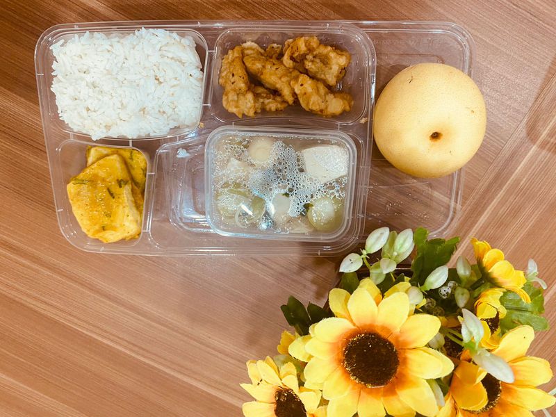 Pemberian Makanan Tambahan (PMT) Makanan Lngkp BuMil ke7: Nasi, Kakap ...