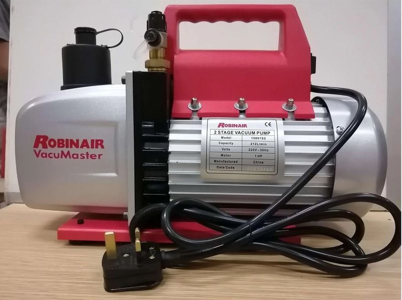 VACUUM PUMP 1 HP 212L/M 8 CFM 15801 ROBINAIR