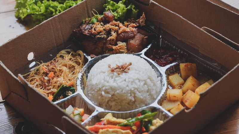 Paket Lunchbox LPP Convention Hotel