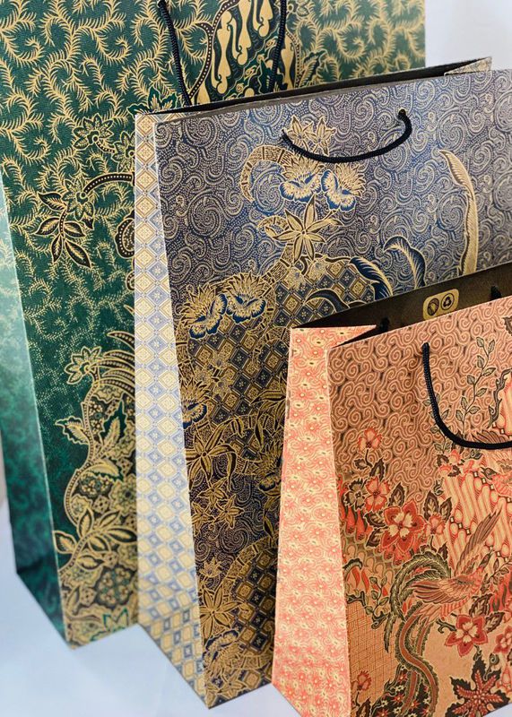 Paperbag Kertas Batik - M