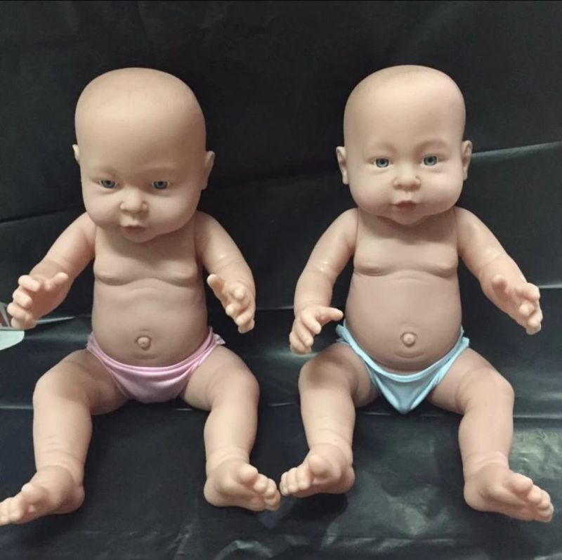 Phantom Boneka Bayi Peraga