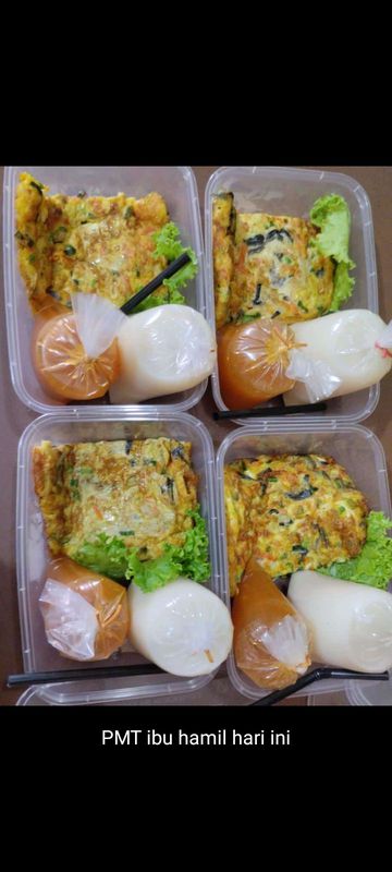 Paket PMT Bumil (nasi putih,tumis labu siam + telur ceplok)By Enggal Kediri