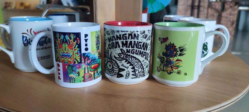cetak mug Custom