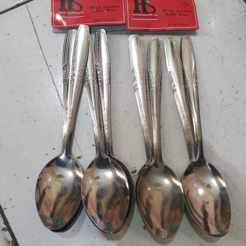 sendok makan