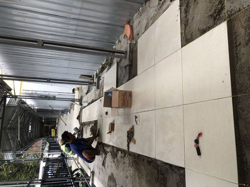Pemasangan 1 m2 Lantai Granit 60 x 60