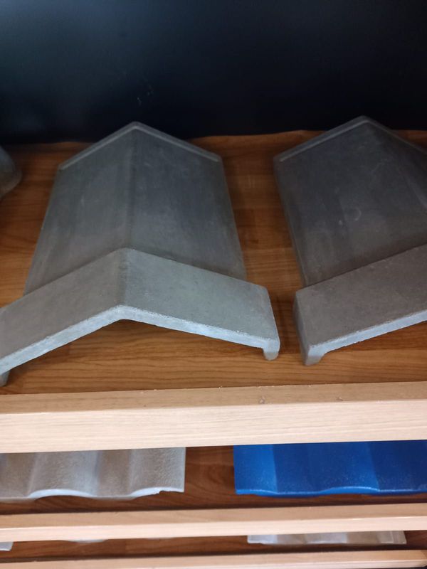 Bubungan Genteng Beton