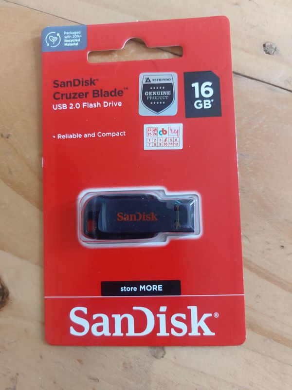 Flashdisk SanDisk Cruz Blade 16 GB