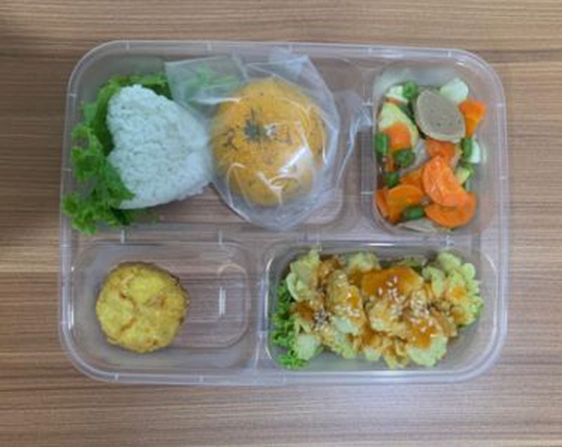 Pemberian Makanan Tambahan (PMT) Balita 24-59 Bulan Nasi Ikan Dori ...