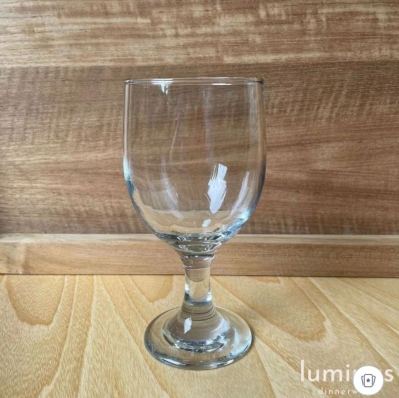 Water Goblet (gelas kaca)