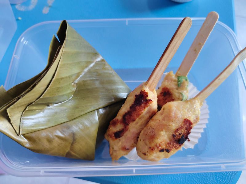 Pemberian Makanan Tambahan (PMT) Balita 9-11, Pisang barongko dan ...