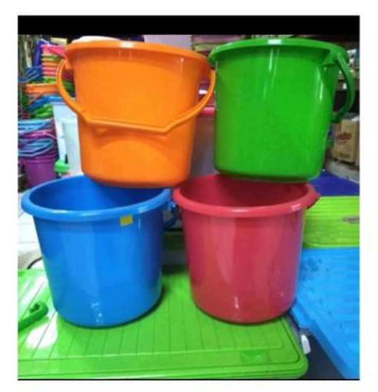 Timba plastik uk. kecil