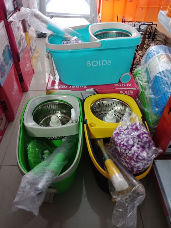 Alat pel set merek BOLDe