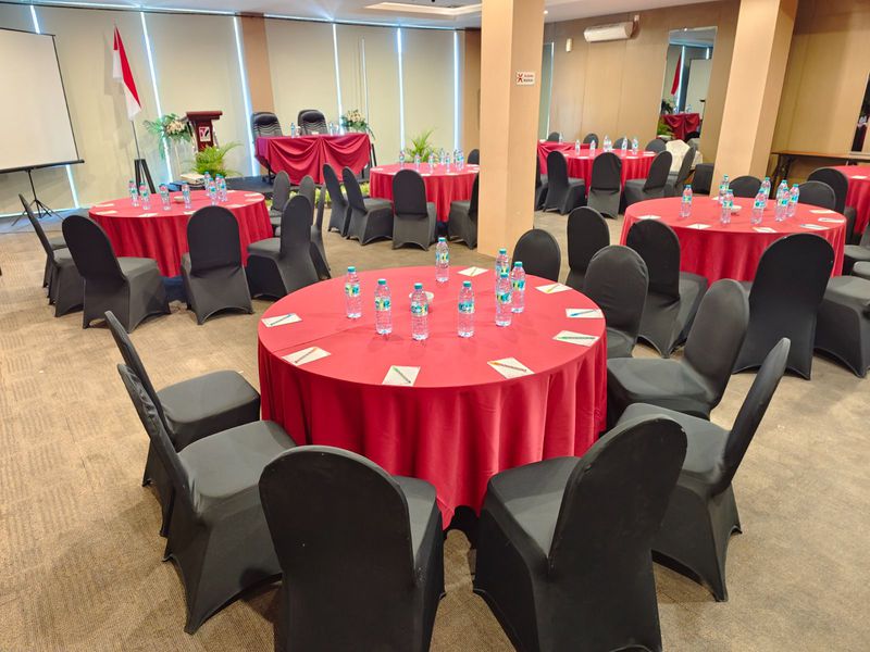 PAKET HALFDAY MEETING