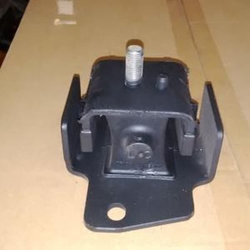 ENGINE MOUNTING RH (rush/teri)
