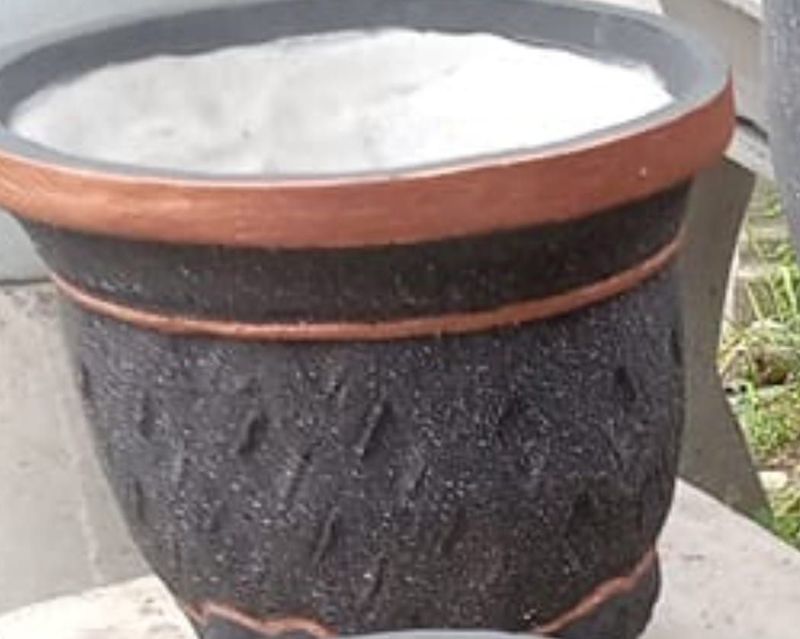 Pot Bunga Besar Ukuran Garis tengah 60 cm Tinggi 63 cm