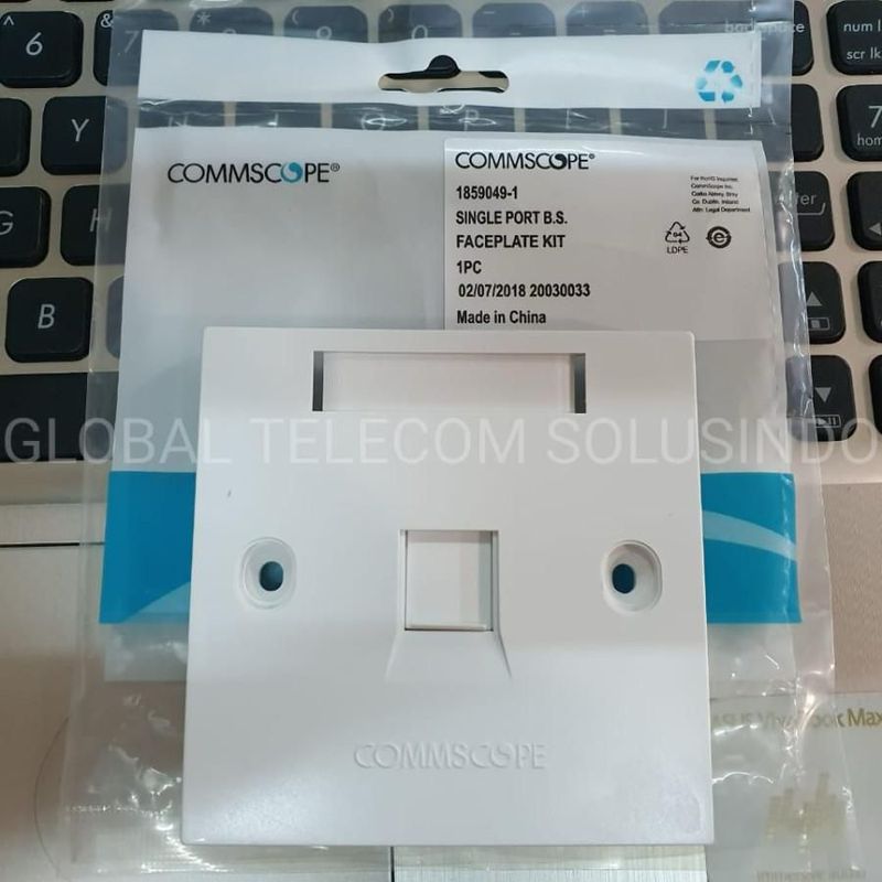 Facepalate Commscope