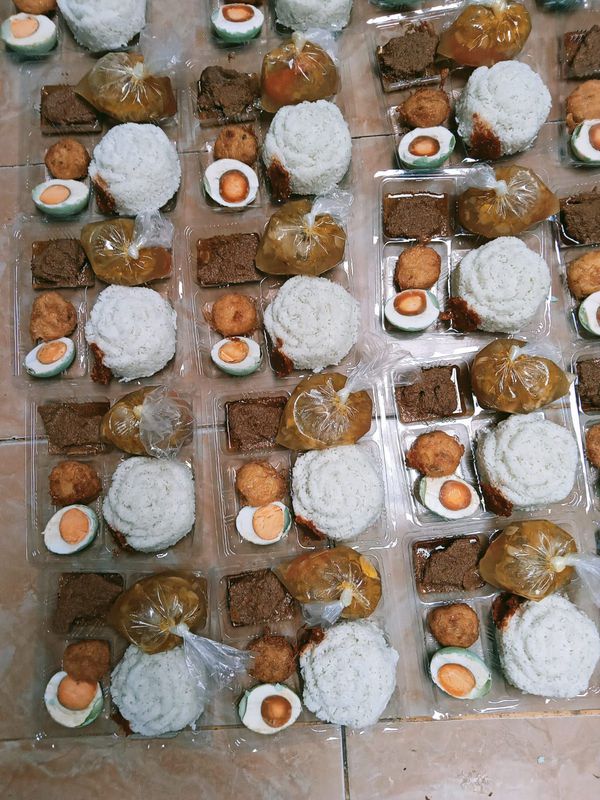 Nasi Kotak Telur Asin