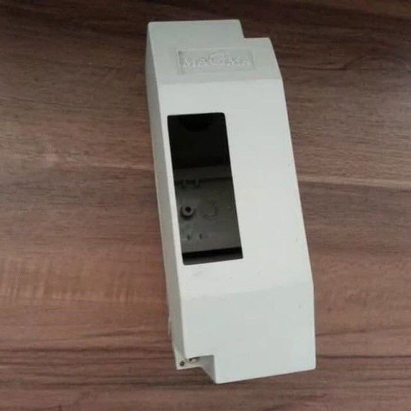 Box MCB