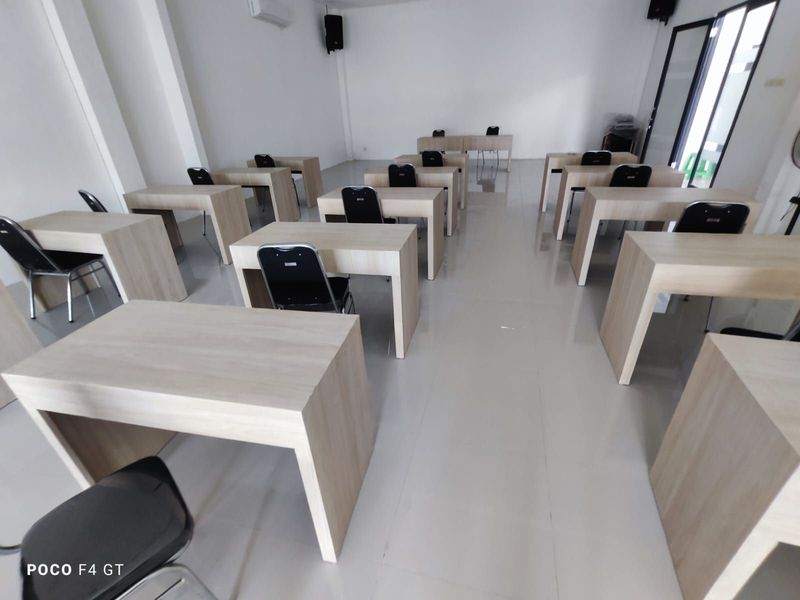 Meja Kursi Kantor Untuk Ruang Auditorium