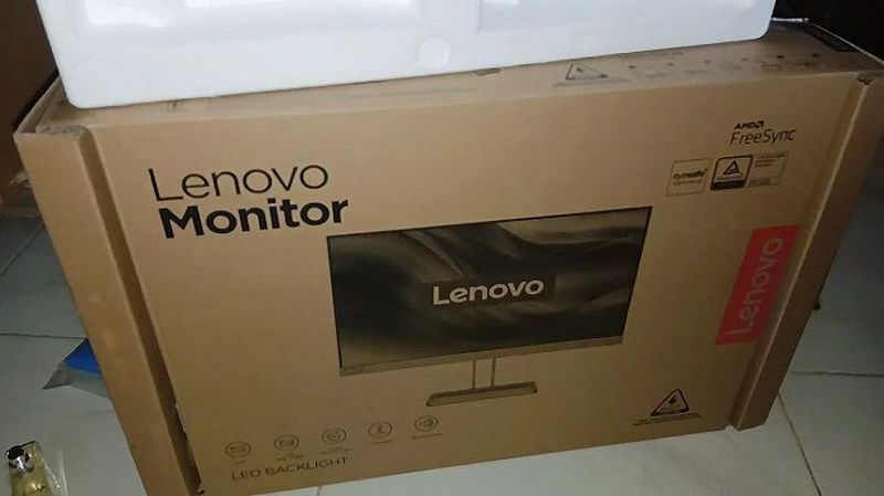 Monitor Lenovo