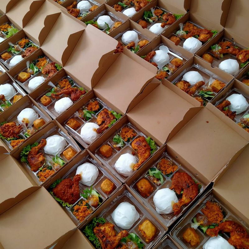 PAKET NASI BOX