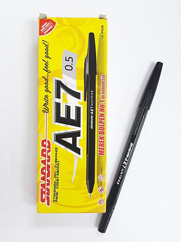 Ballpoint Hitam Standard