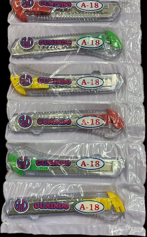 cutter gunindo A-18 - Buah