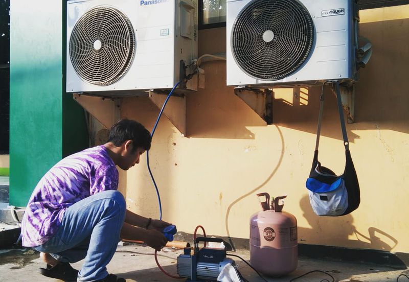 Isi ulang freon R22 AC Split 0.5 - 1 PK