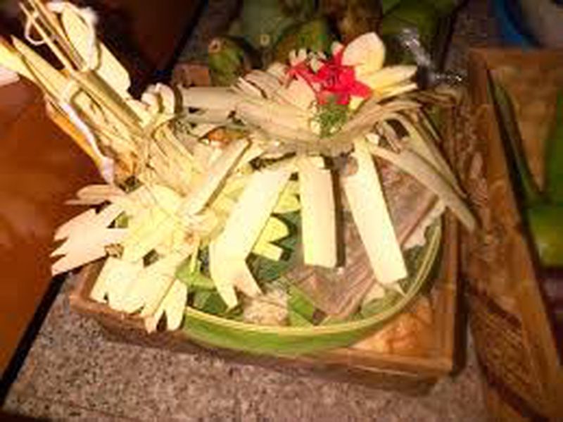 Canang Saraswati