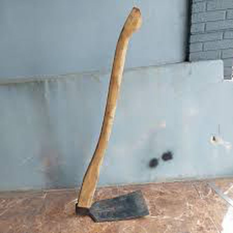 Cangkul gendong besar